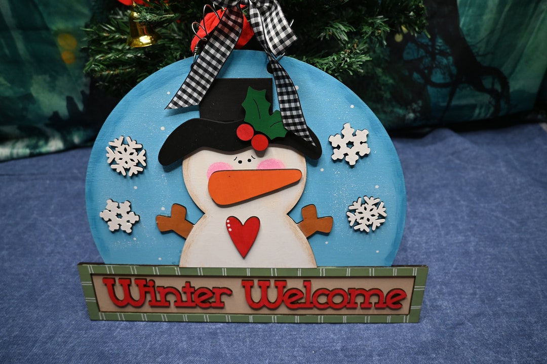 Winter Welcome Snowman Wood Sign: Snowflake Door Hanger - Etsy