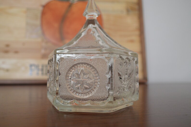 Vintage Clear Pressed Indiana Glass Tiara Candy Dish With Lid Eagle and ...