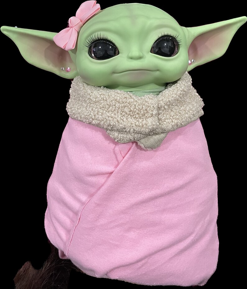 Baby Yoda Girl - Etsy