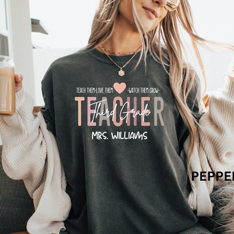 3rd Grade Teacher Shirt - Etsy