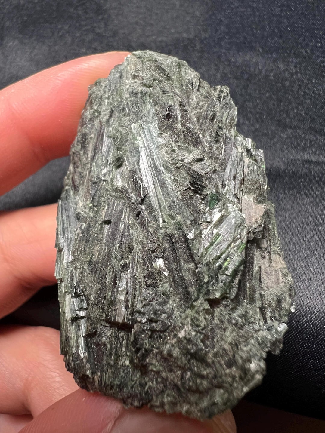 Natural Actinolite Crystal Specimen – Raw Green Mineral for Collectors ...