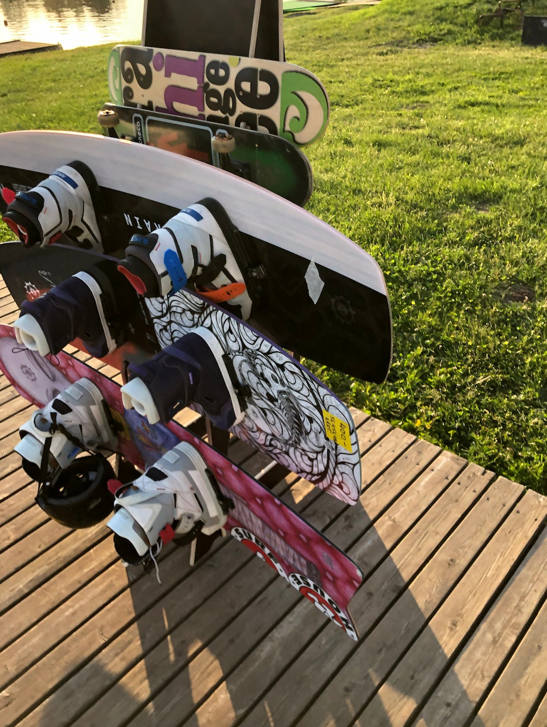 Portable Skateboard Display Rack, Longboard/snowboard/kiteboard Floor ...