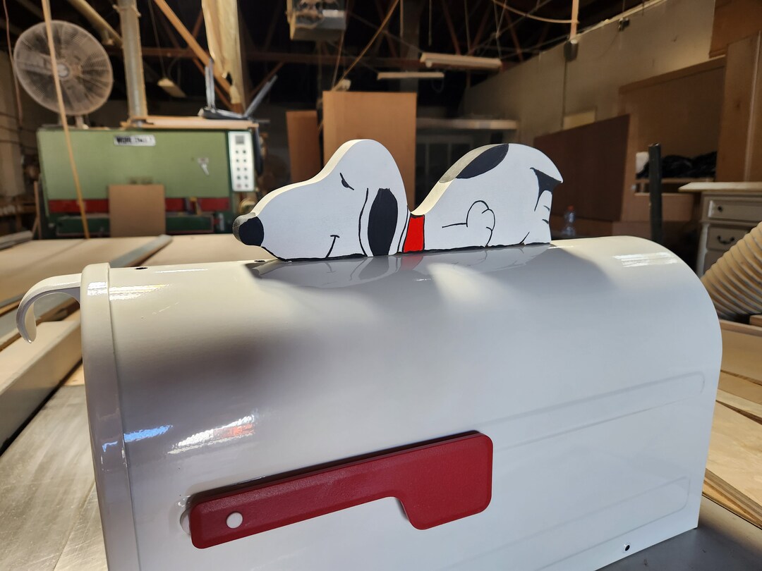 Wood Snoopy Mailbox Toper - Etsy