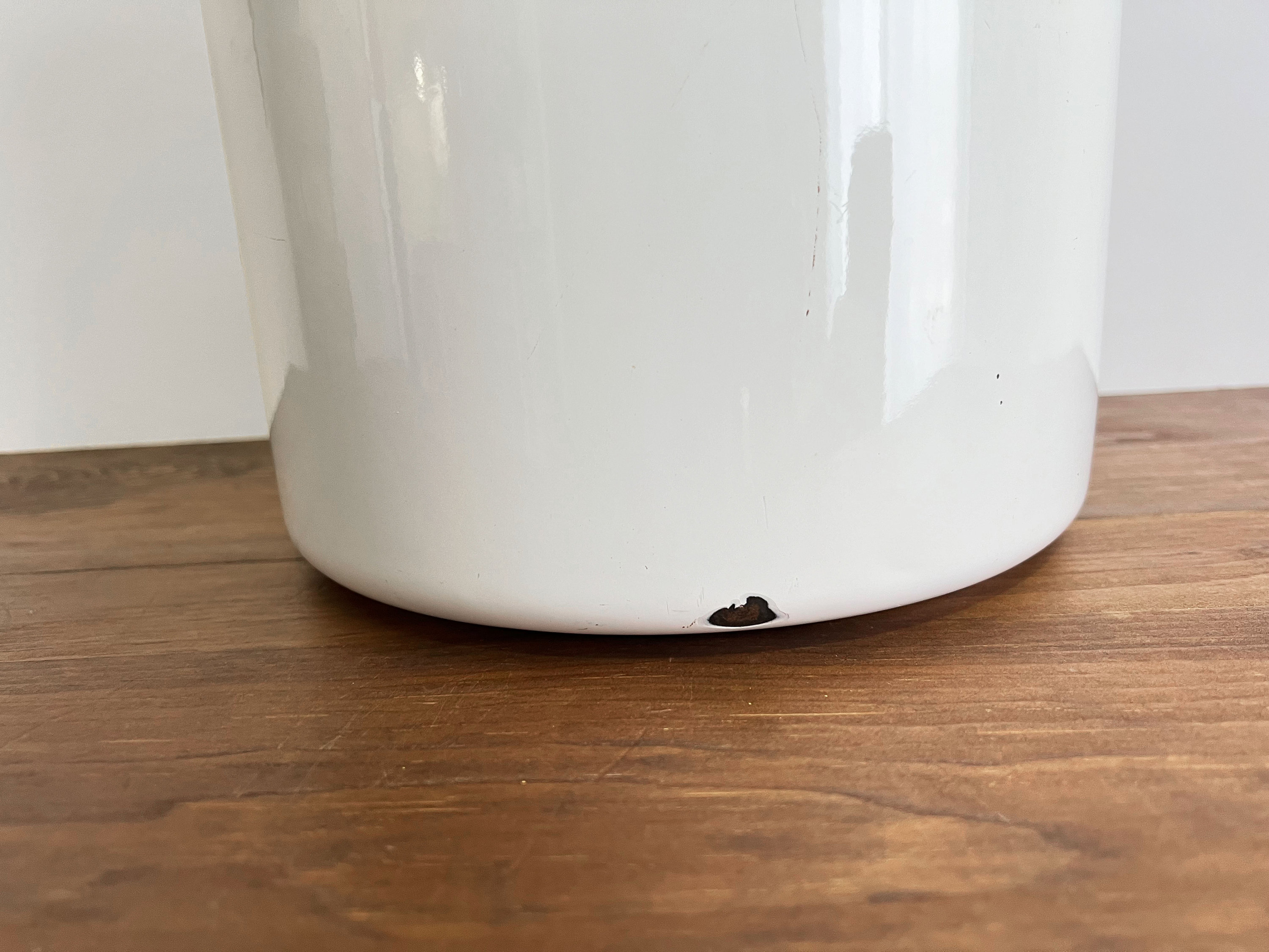 Vintage White Enamelware Chamber Pot With Lid and Wood Handle Slop ...