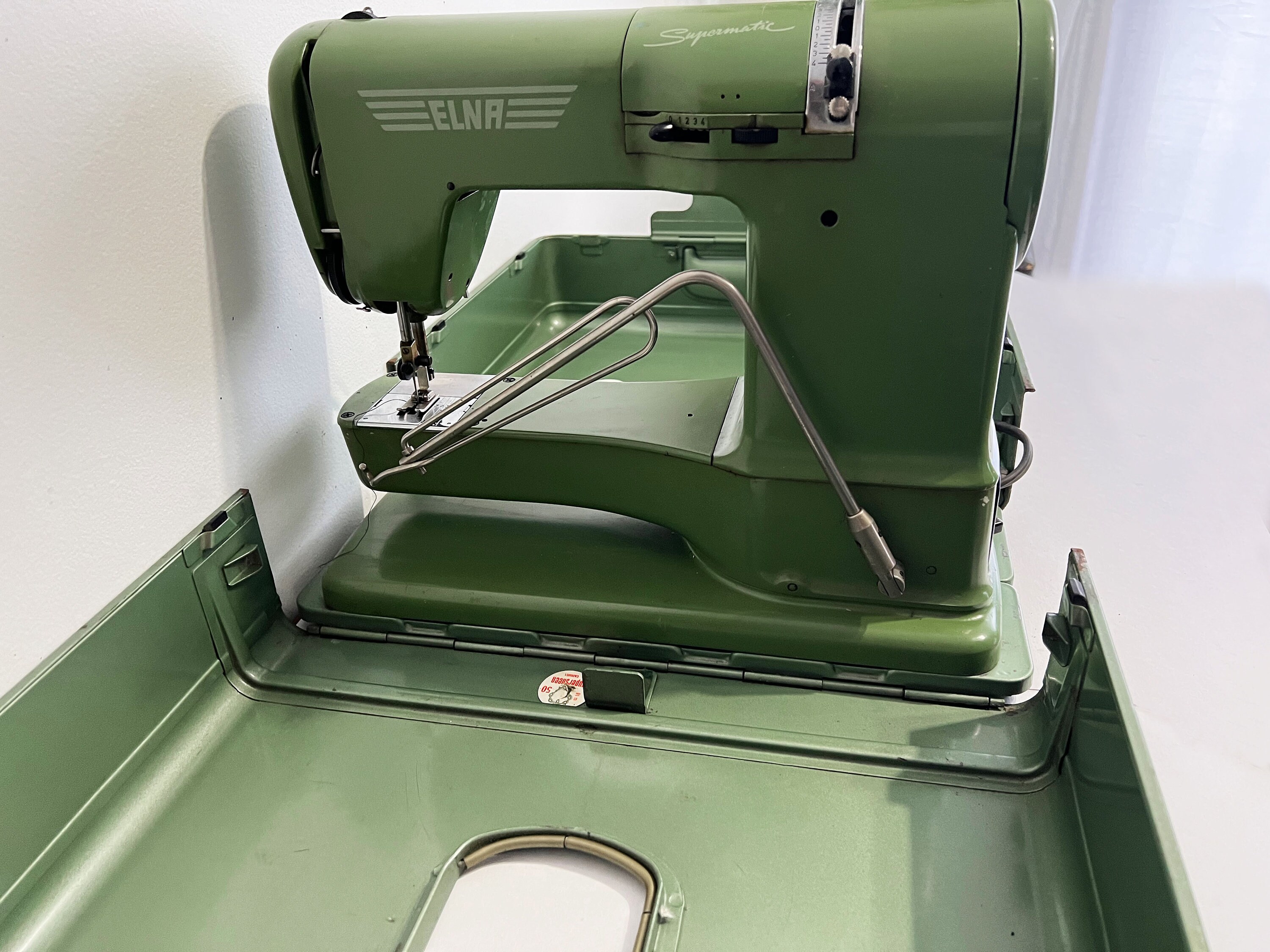 Rare Vintage Elna Supermatic Type 722010 Sewing Machine With Metal ...