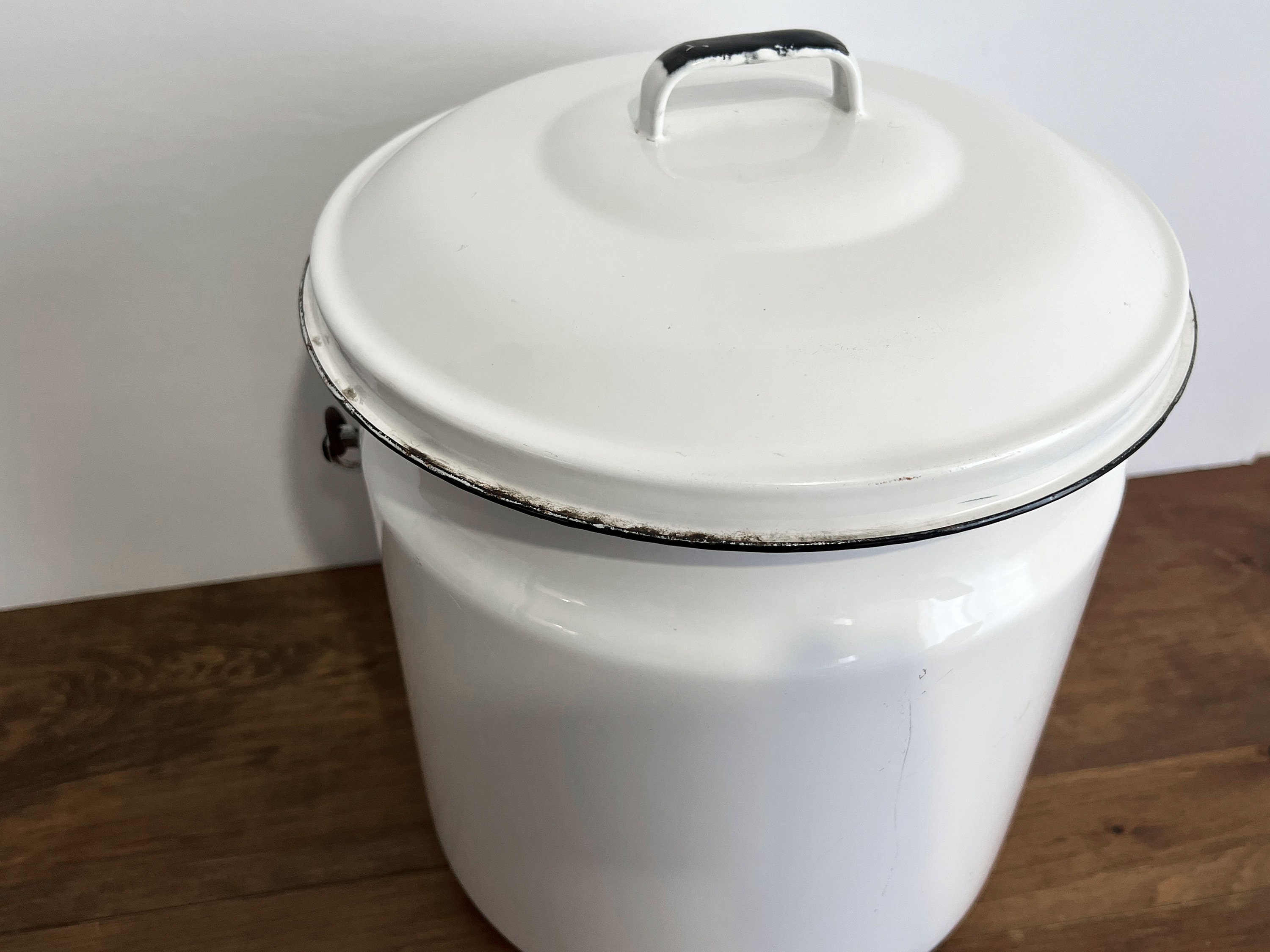 Vintage White Enamelware Chamber Pot With Lid and Wood Handle Slop ...