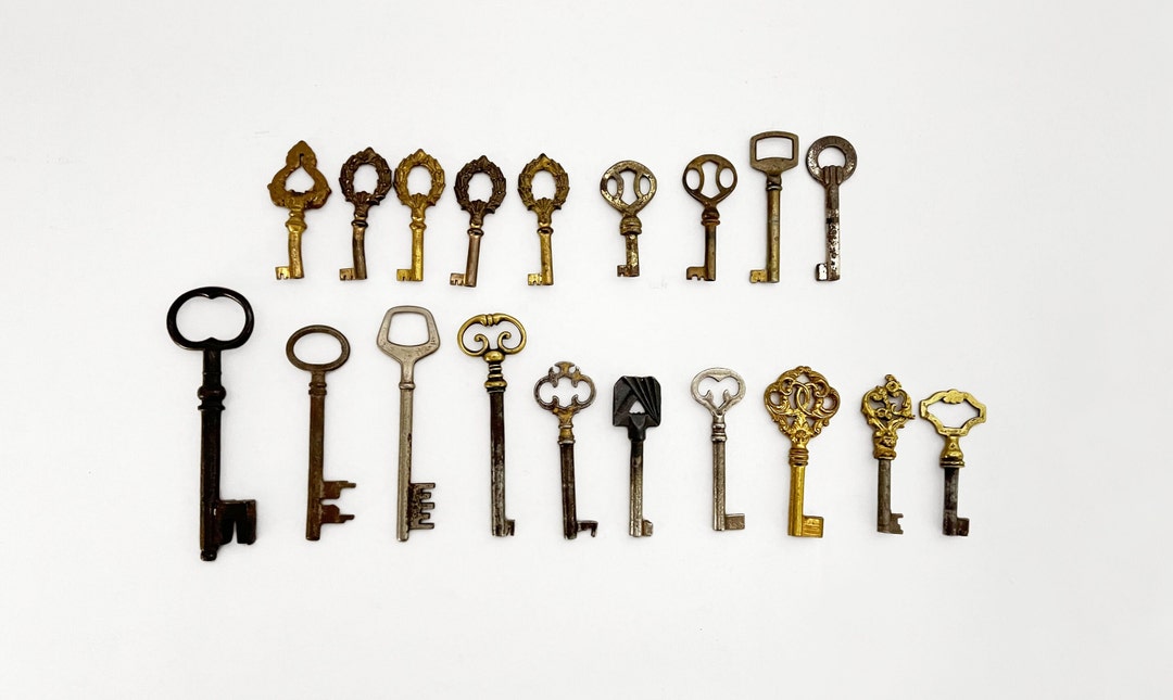 Antique Skeleton Key: Ornate Vintage Keys, Choose Your Key - Etsy