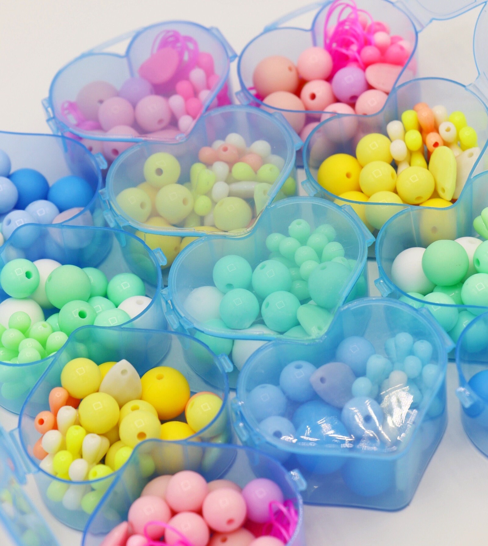 Rainbow Heart Bead Kit Gift Fine Motor Skills Activity Toddler Gift ...