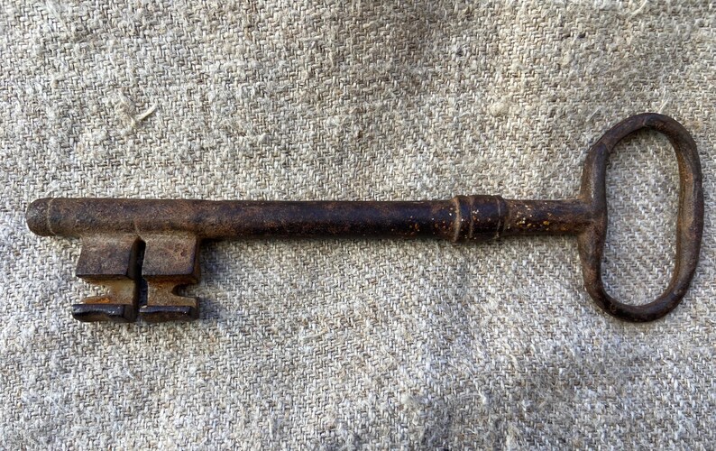 Antique Cast Iron Large Church Door Keys, Large Antique Castle Metal ...