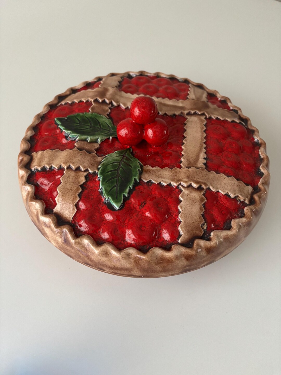 Vintage Ceramic Pie Keeper With Lid, Cherry Pie, Realistic Lattice Pie ...