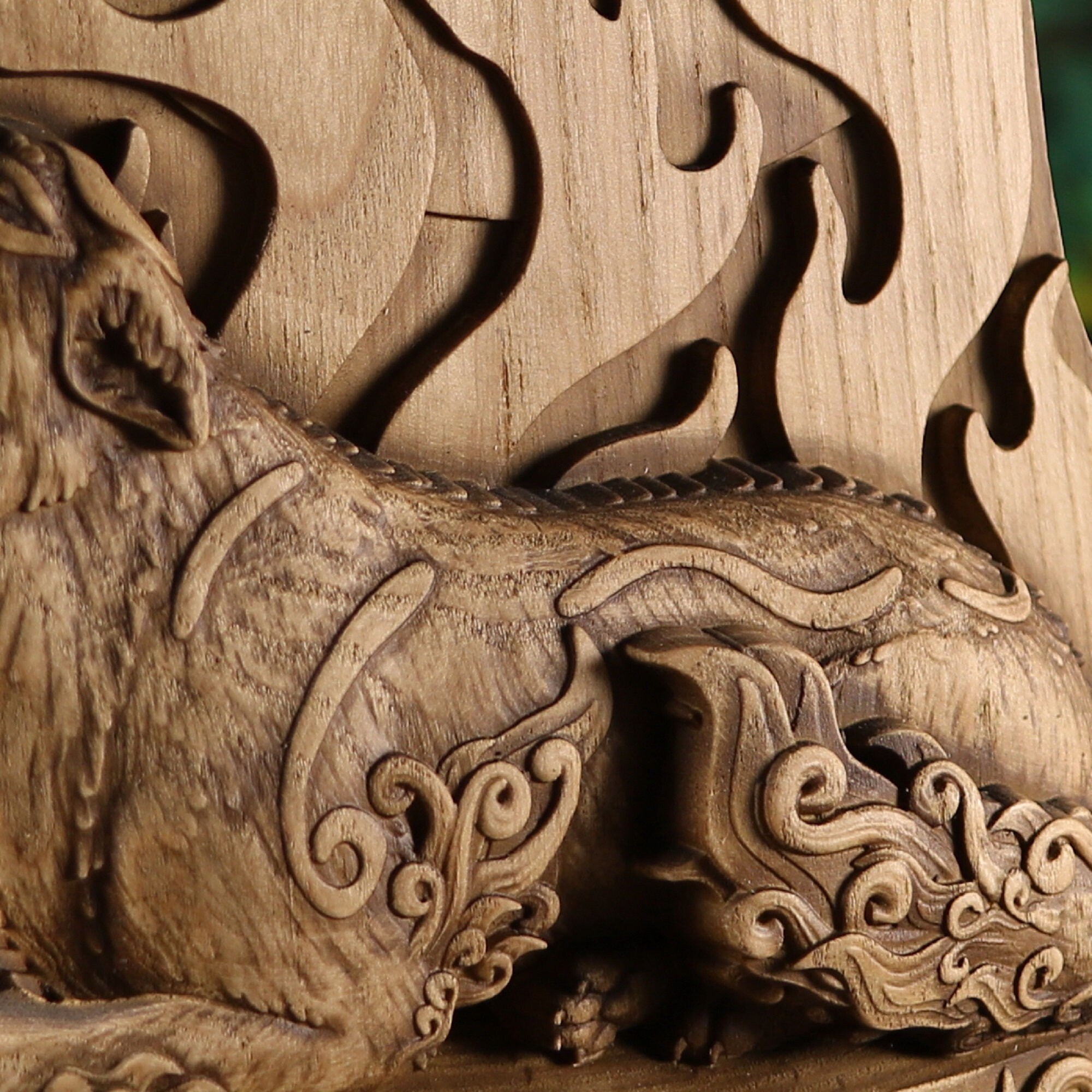 Okami, Okami Amaterasu, Japanese Wolf Figurine Wolf Statue Amaterasu ...