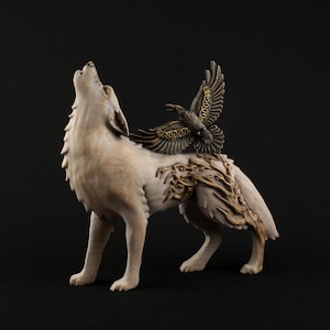 Wolf and Raven, Raven Statue, Wolf Statue White Wolf Howling Wolf ...