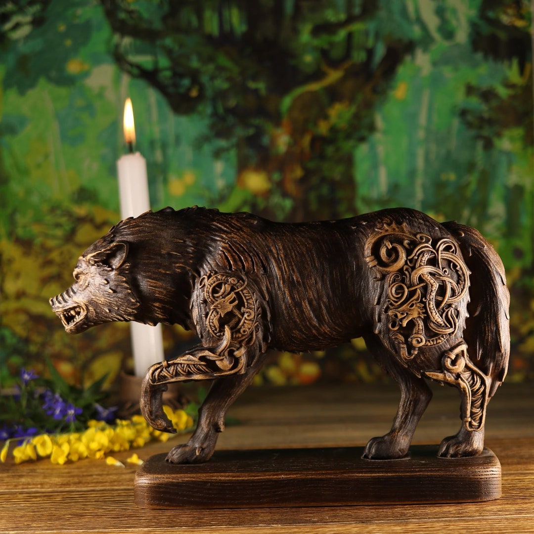 Viking Wolf Wolf Statue Fenrir Wolf Totem Celtic Knot Wolf Sculpture ...