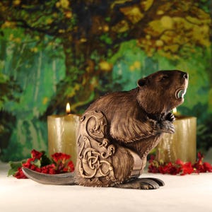 Beaver Carving Beaver Statue Animal Statue Beaver Totem Wooden Beaver ...