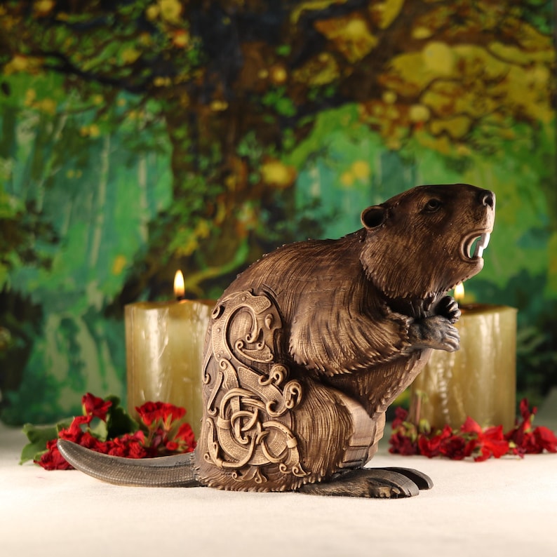 Beaver Statue: Carved Animal Totem, Canadian Art - Etsy