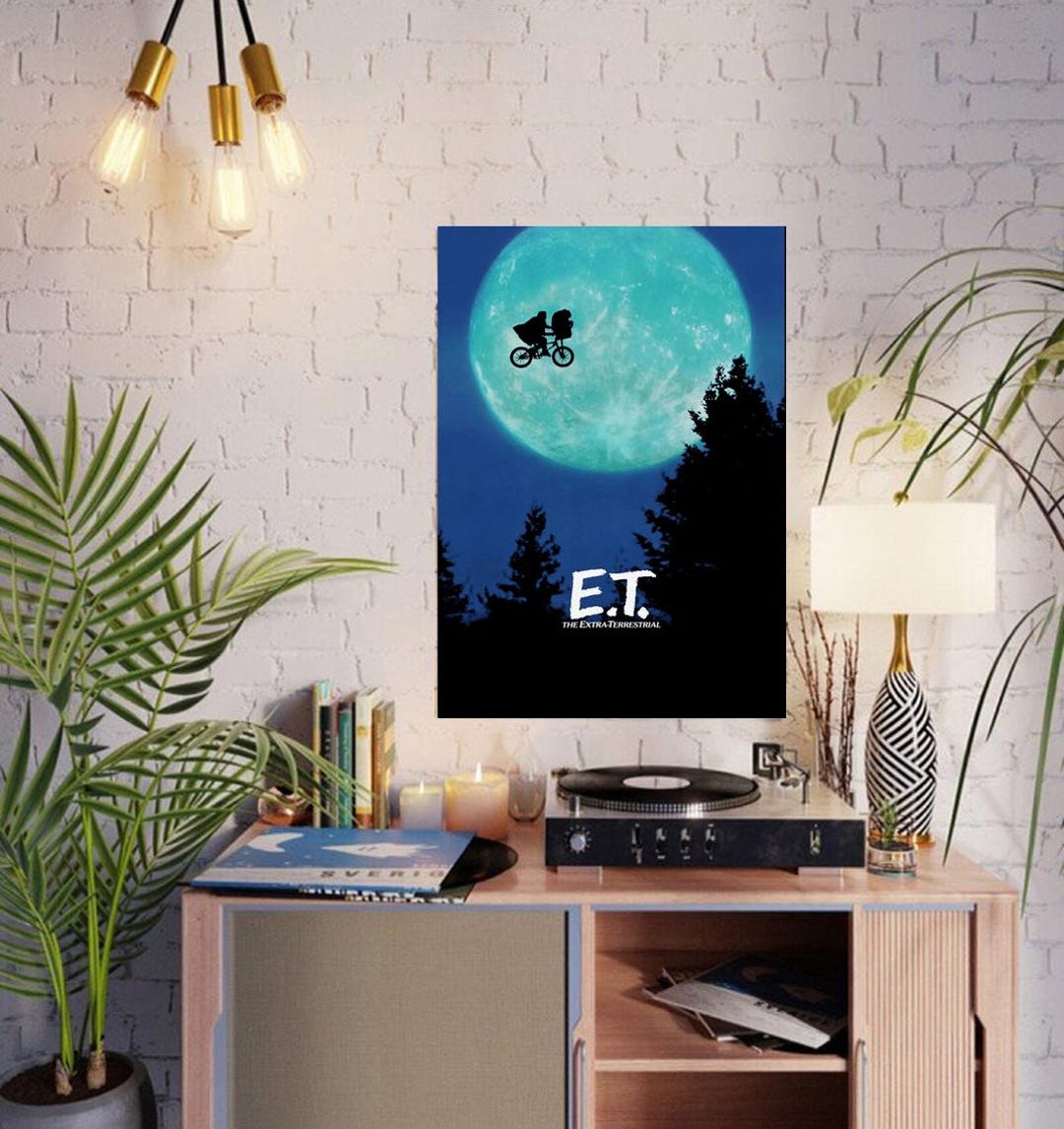 E T the Extra Terrestrial 1982 Classic Sci Fi Movie Poster Canvas Matte ...