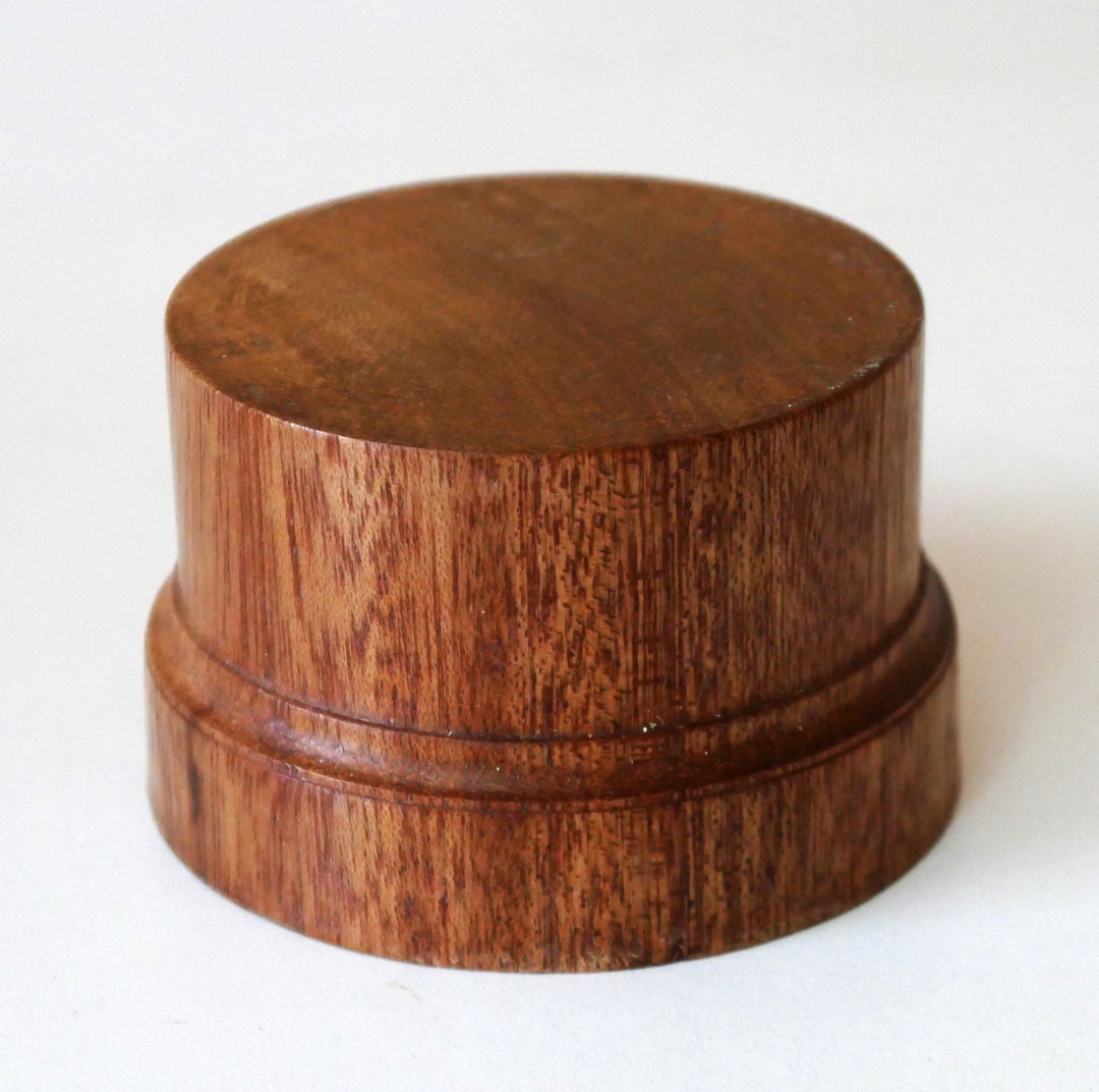 Sapele Wood Display Plinth. Suitable for Warhammer 40K and Role Playing ...