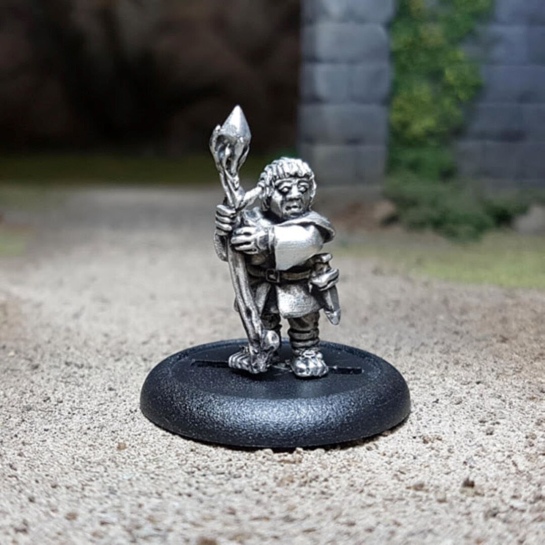 Female Halfling Wizard - D&D - Frostgrave - Pathfinder - Metal RPG ...