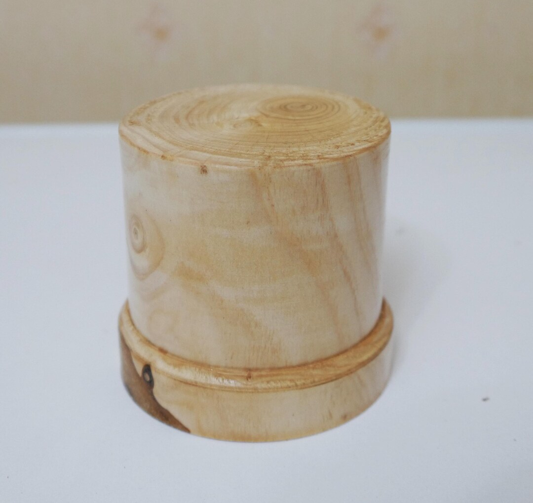 Pencil Cedar Display Plinth. Suitable for Warhammer 40K and Role ...