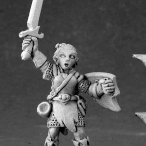 Female Gnome Bard Miniature - Etsy