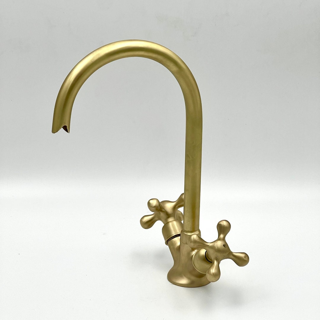 Brushed Brass Vanity Faucet, Luxury Bathroom Sink Faucet, Modern ...