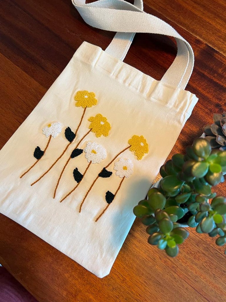 Tote Bag, Punch Needle Embroidered Tufted Tote Bag, Hand Tufted Tote ...
