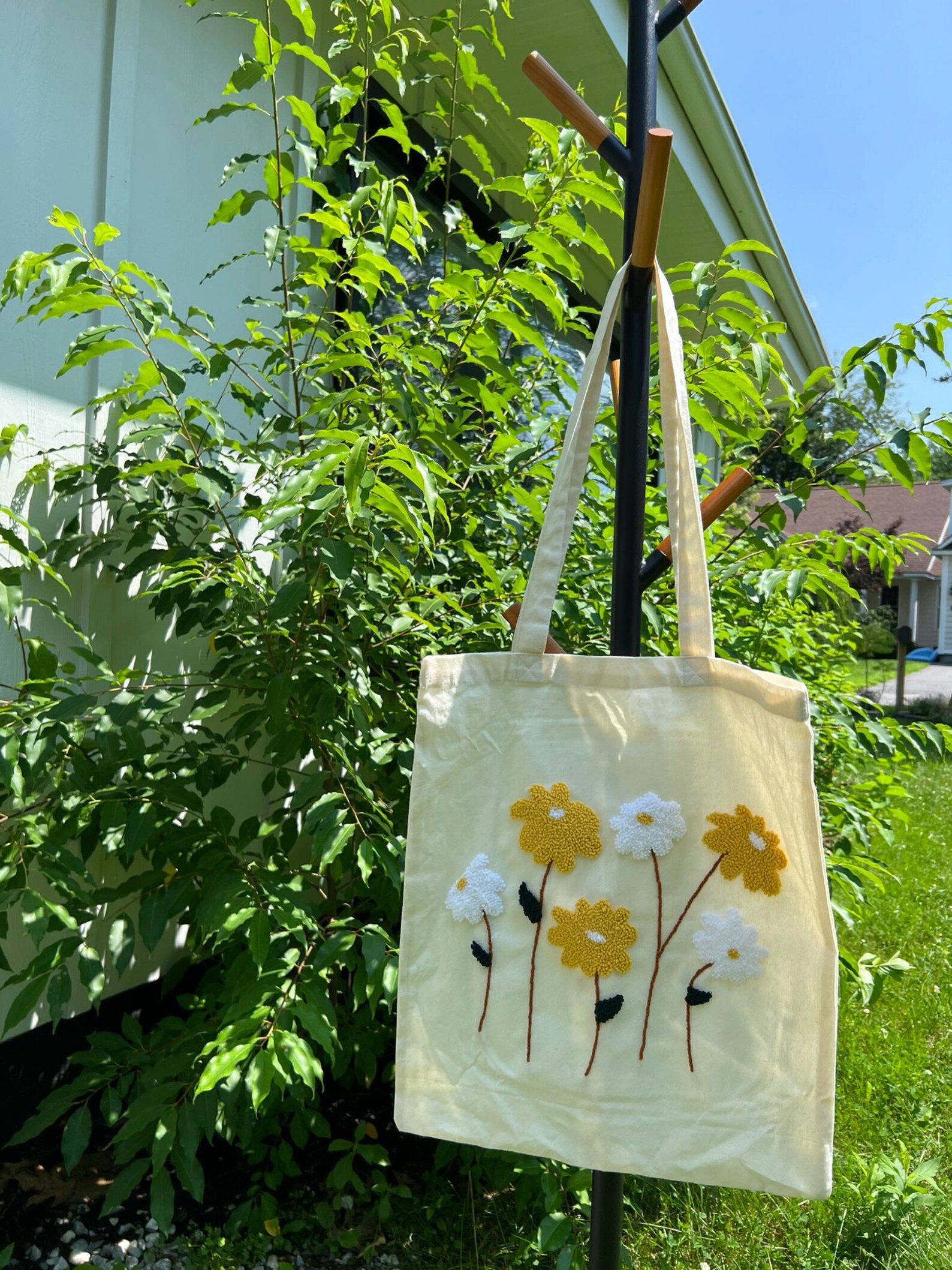 Tote Bag, Punch Needle Embroidered Tufted Tote Bag, Hand Tufted Tote ...
