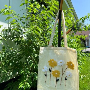 Tote Bag, Punch Needle Embroidered Tufted Tote Bag, Hand Tufted Tote ...