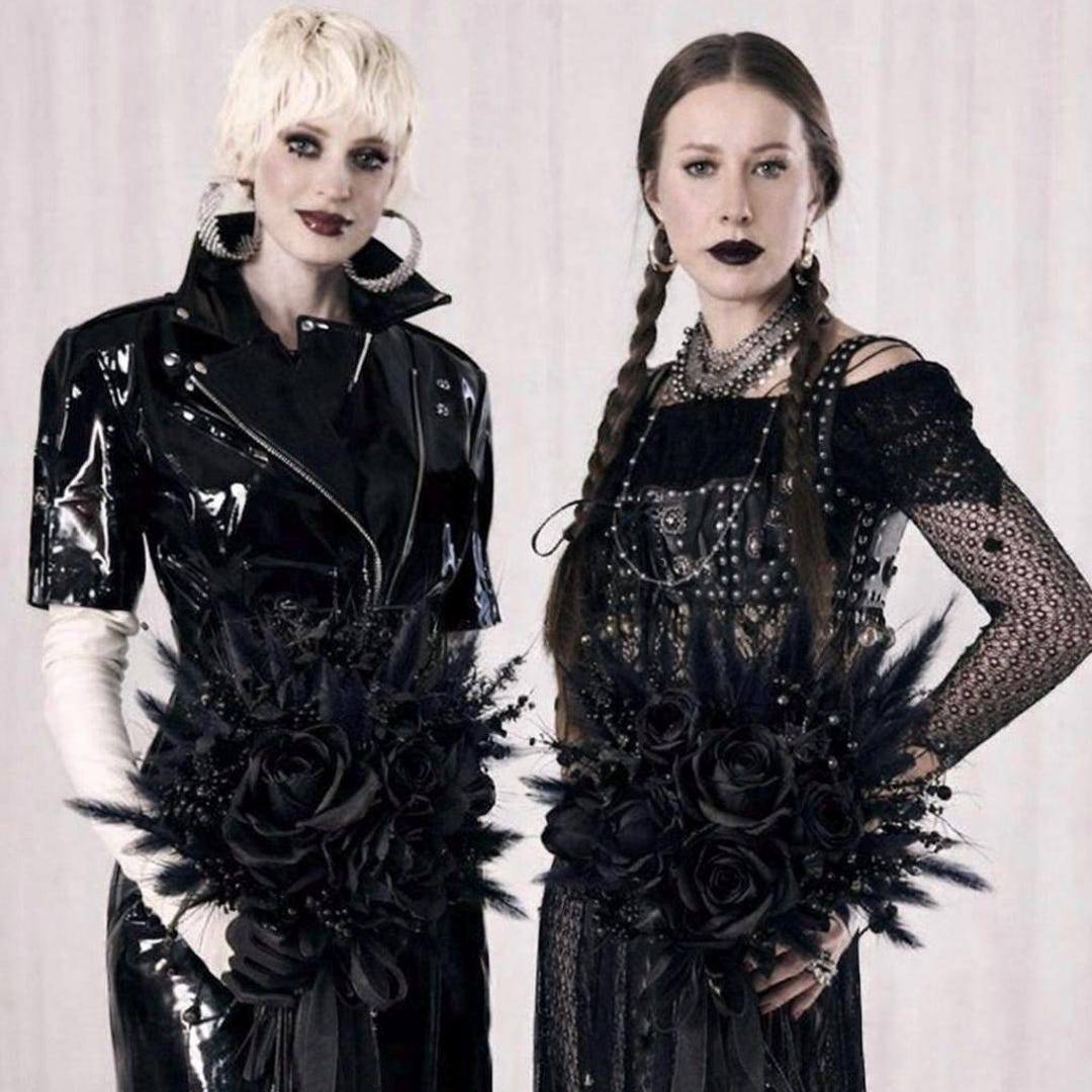 Black Gothic Wedding Bouquet, Dramatic Bridal Flowers, Alternative ...
