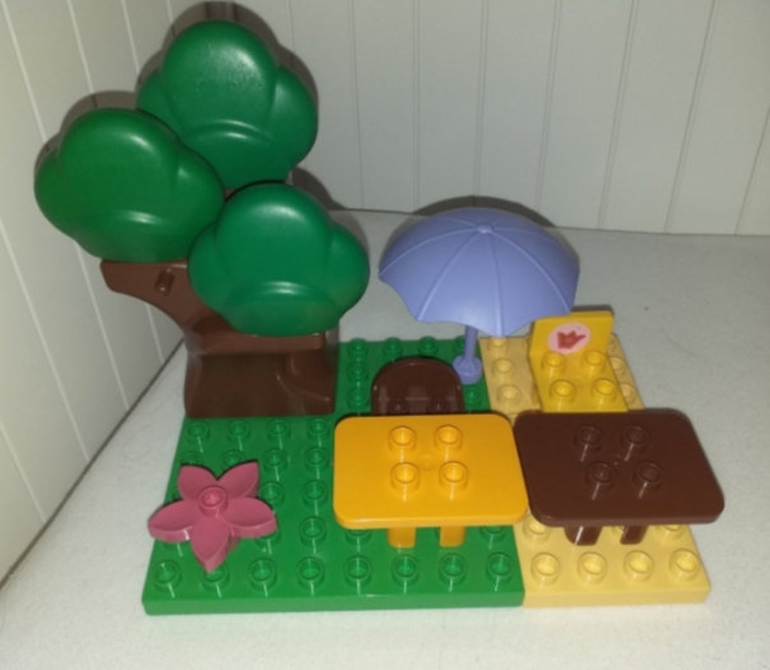 LEGO DUBLO Denmark / Zoo Picnic Under the Tree & Umbrella / Feeding ...