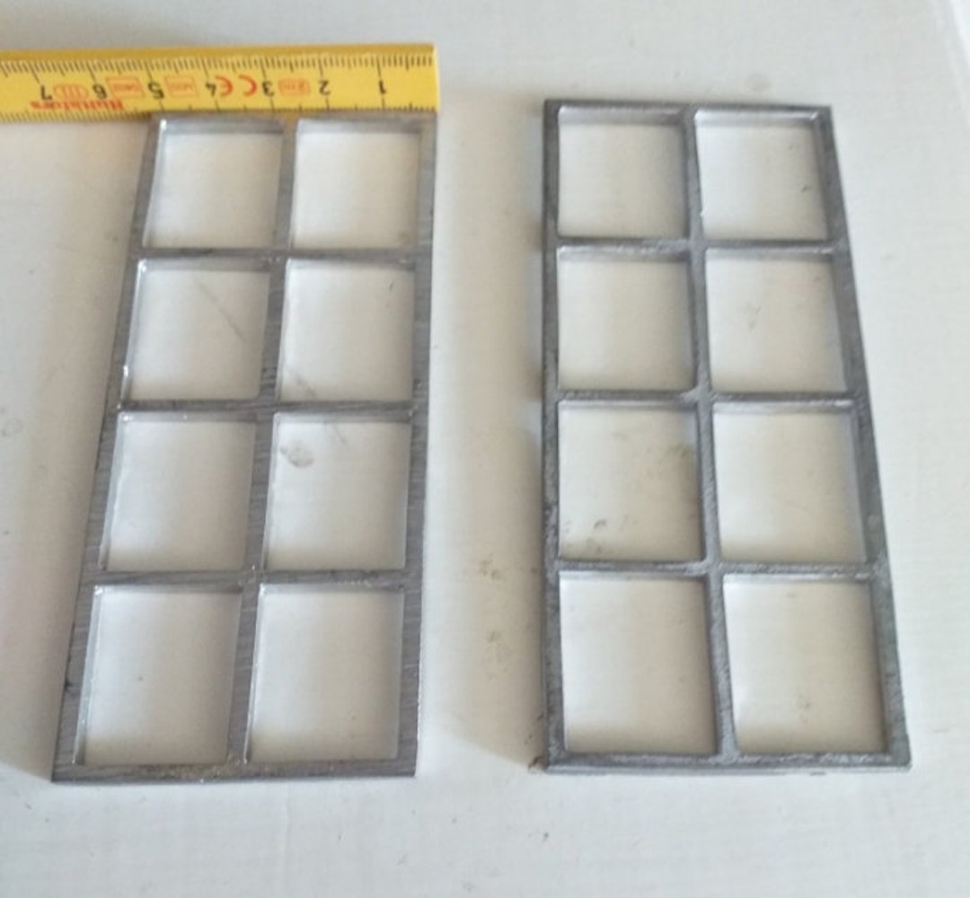 Lundby Theme / 2 Windows Made in Metal / Look Measurement on - Etsy
