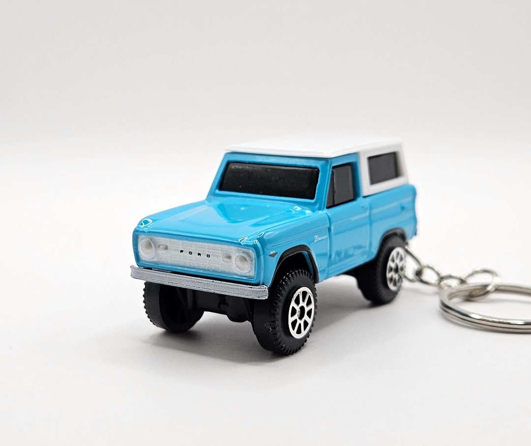 Ford Bronco Keychain (free Gift Box) - Etsy