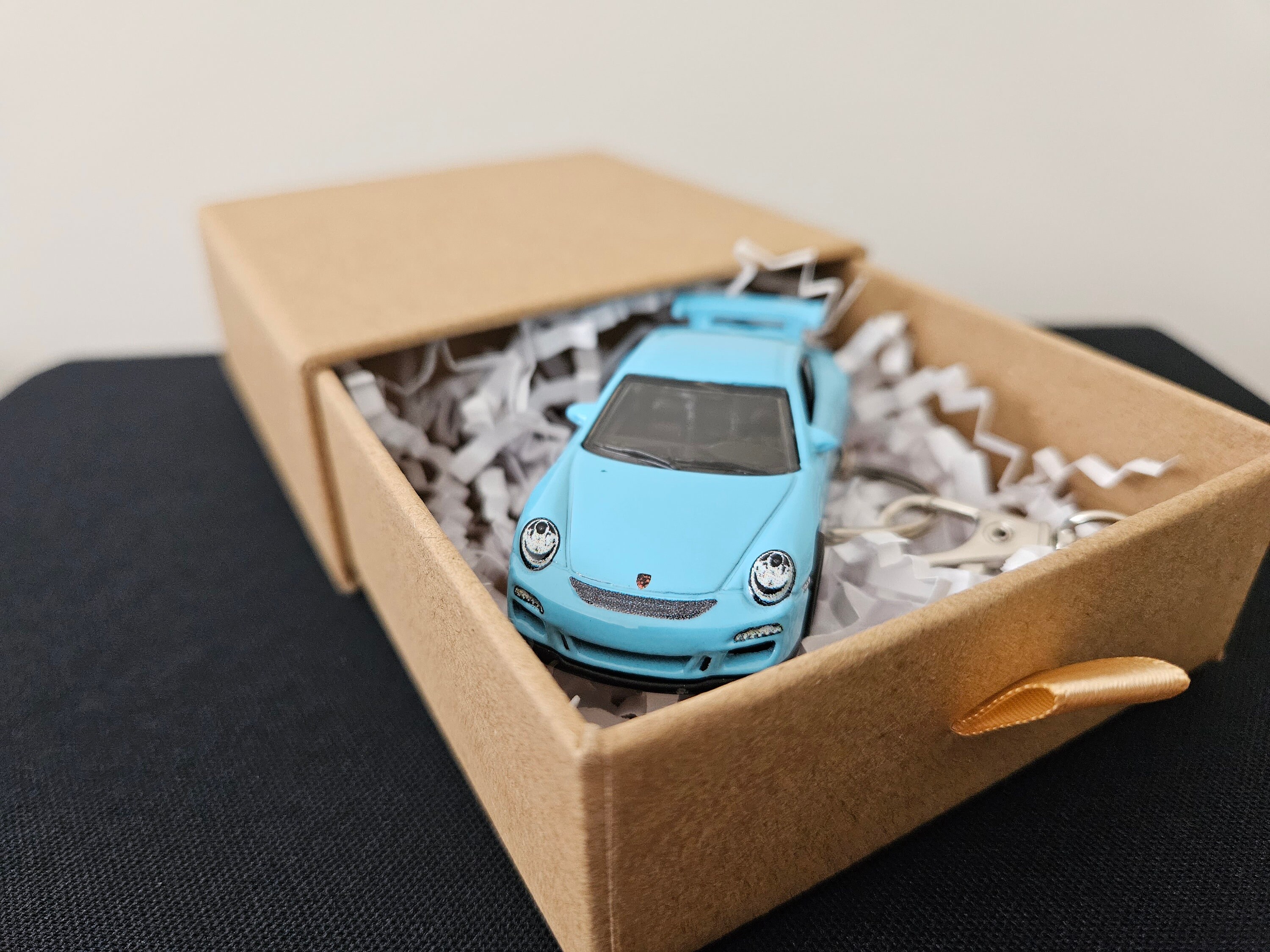 Porsche 911 GT3RS Keychain free Gift Box - Etsy