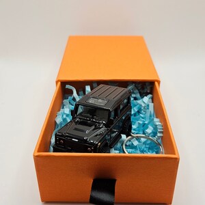 Land Rover Defender Keychain (free Gift Box) - Etsy
