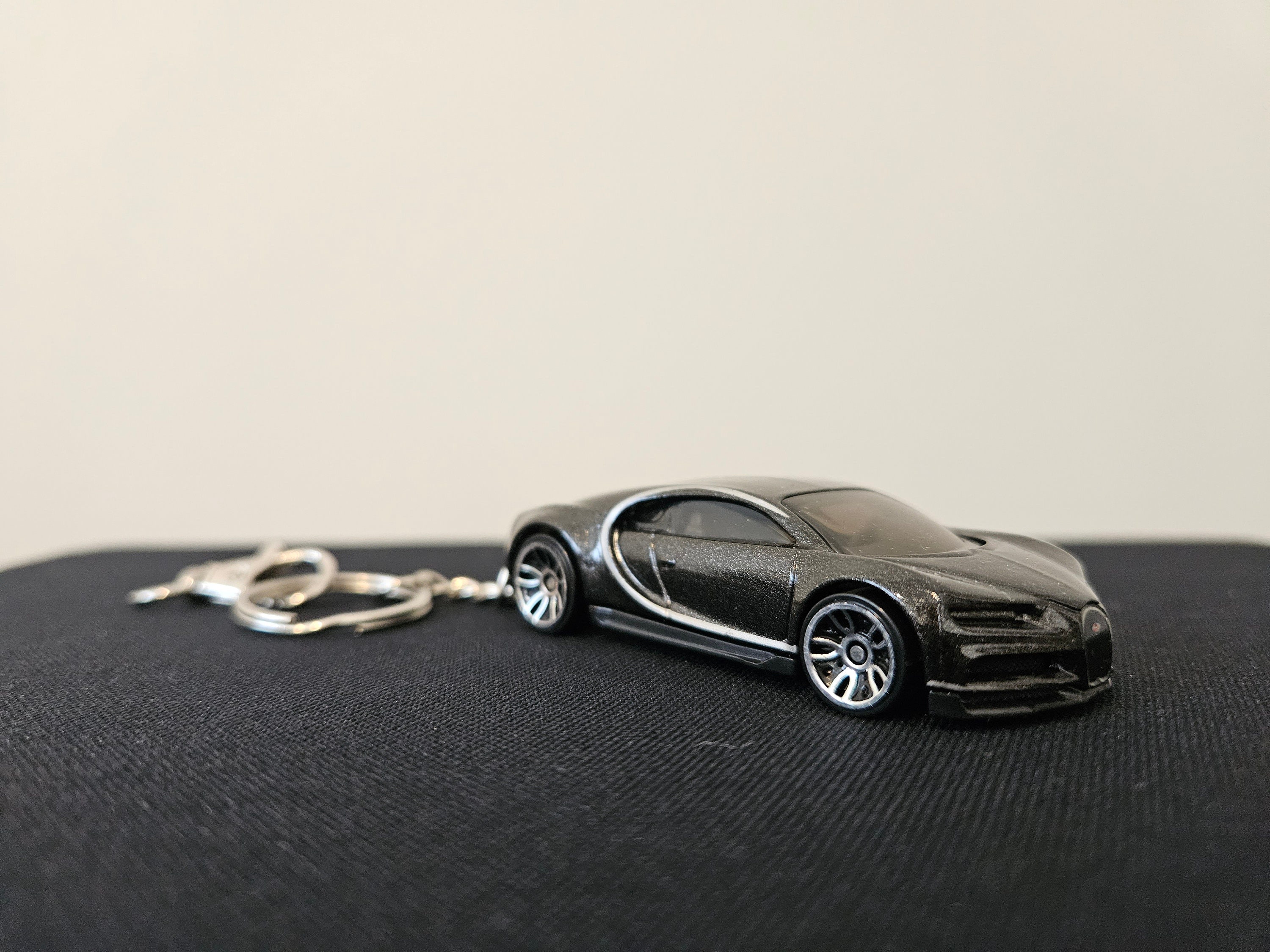 Bugatti Chiron Keychain free Gift Box - Etsy