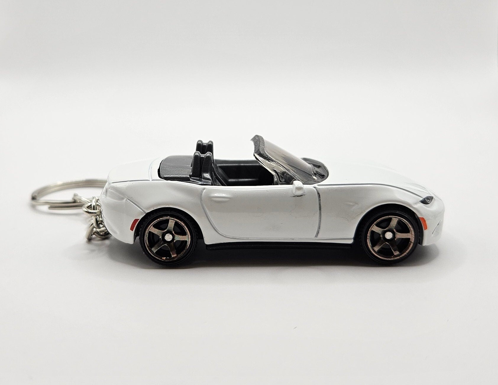 Mazda Miata (MX-5) Keychain (free Gift Box) - Etsy