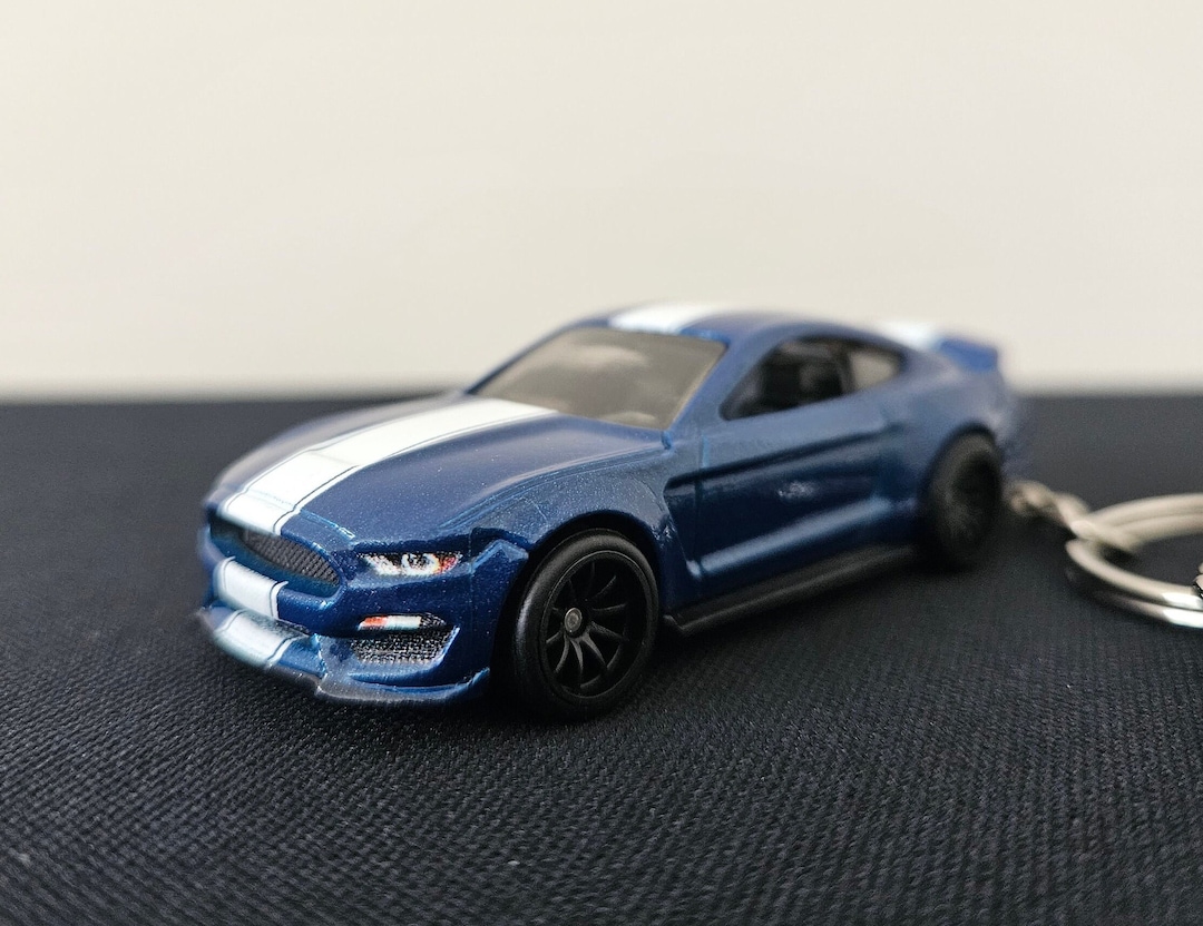 Ford Mustang Keychain free Gift Box - Etsy