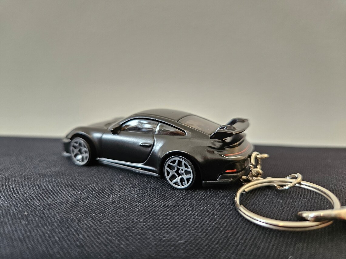 Porsche 911 GT3 Keychain free Gift Box - Etsy