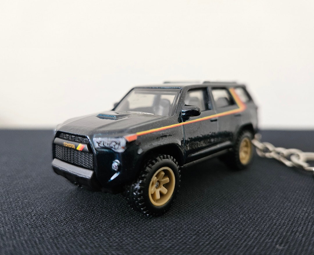 Toyota 4runner Keychain free Gift Box - Etsy