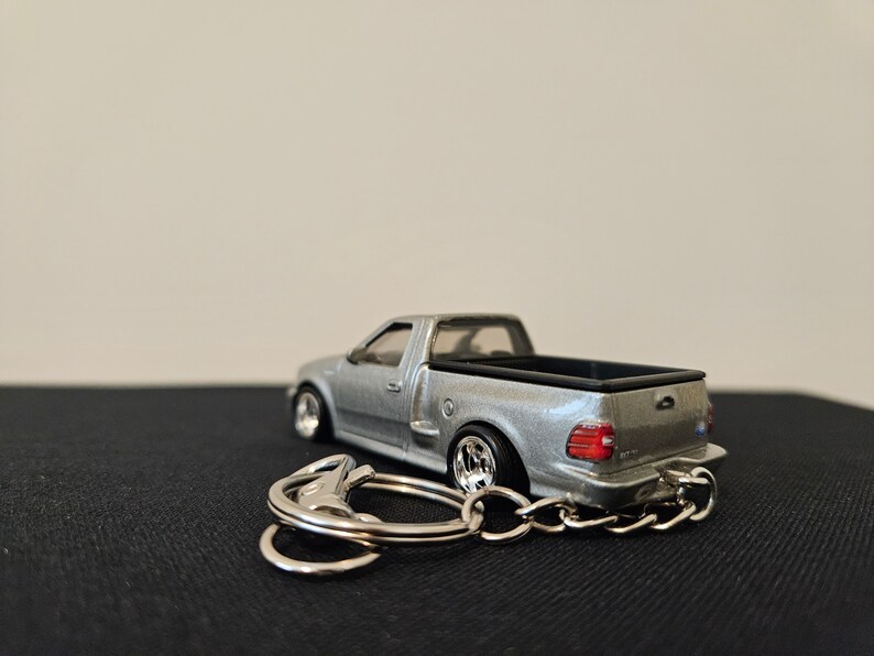 Ford F150 Keychain free Gift Box - Etsy