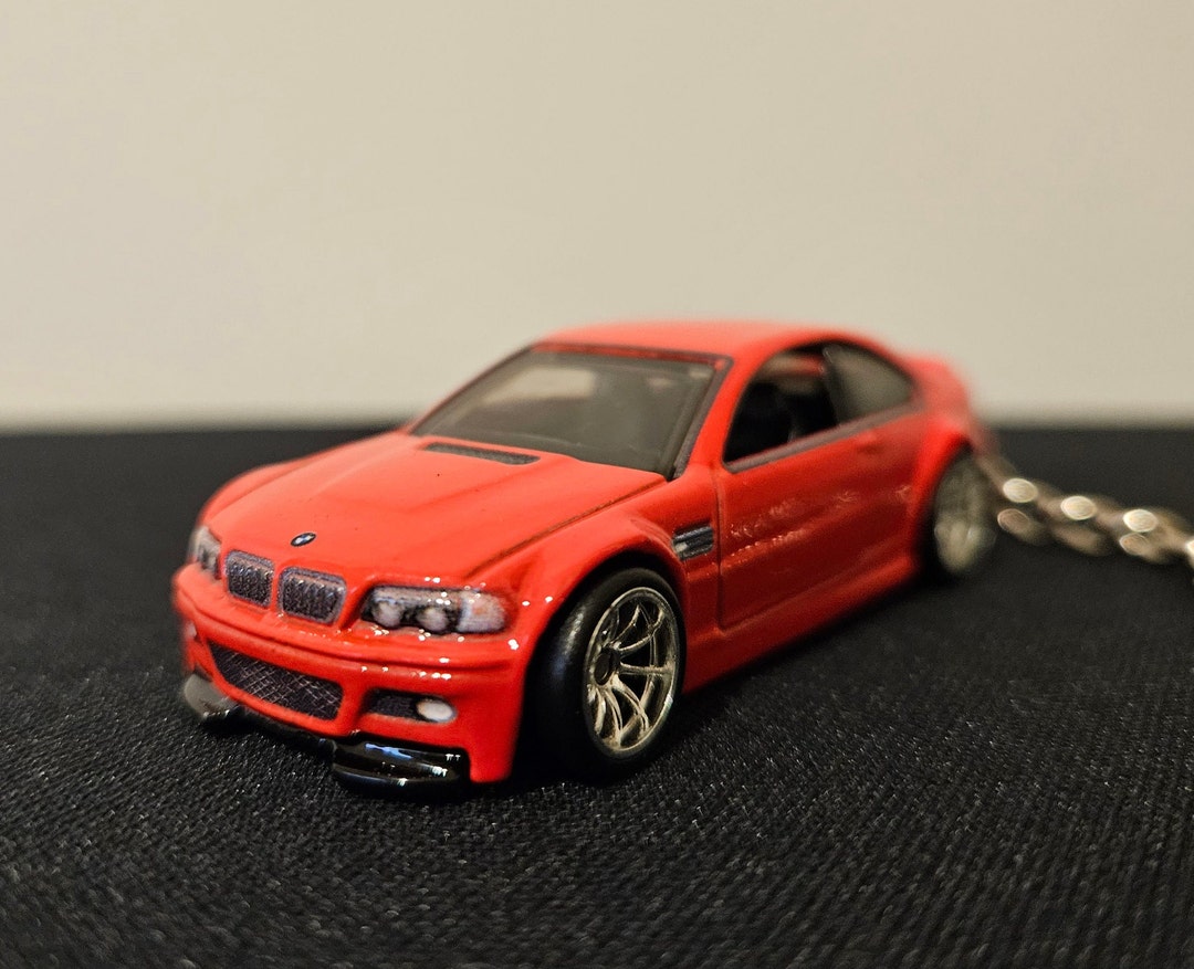 BMW E46 M3 Keychain free Gift Box - Etsy