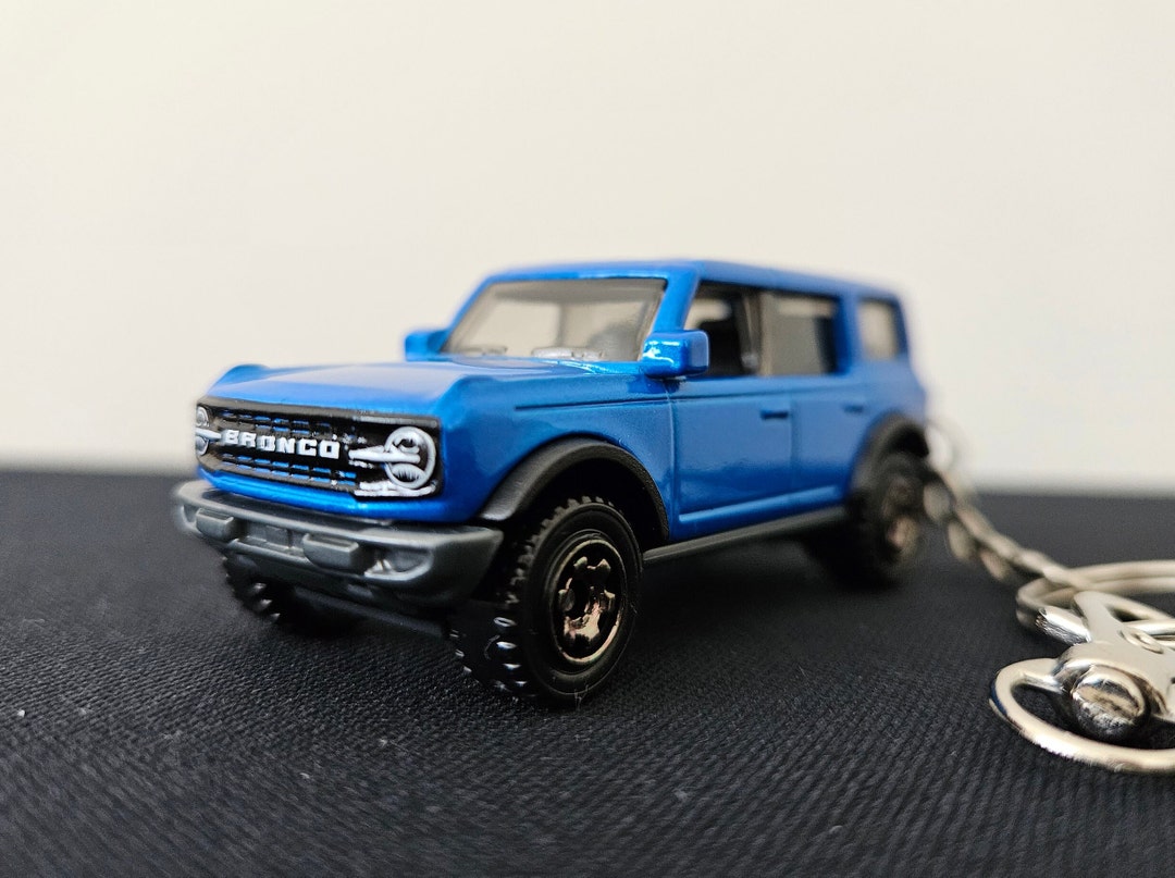 Ford Bronco Keychain free Gift Box - Etsy