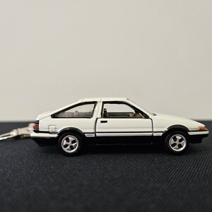 Toyota Corolla AE86 Keychain free Gift Box - Etsy