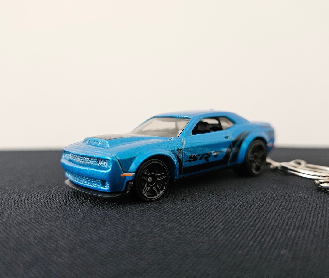 Dodge Challenger Hellcat Keychain free Gift Box - Etsy