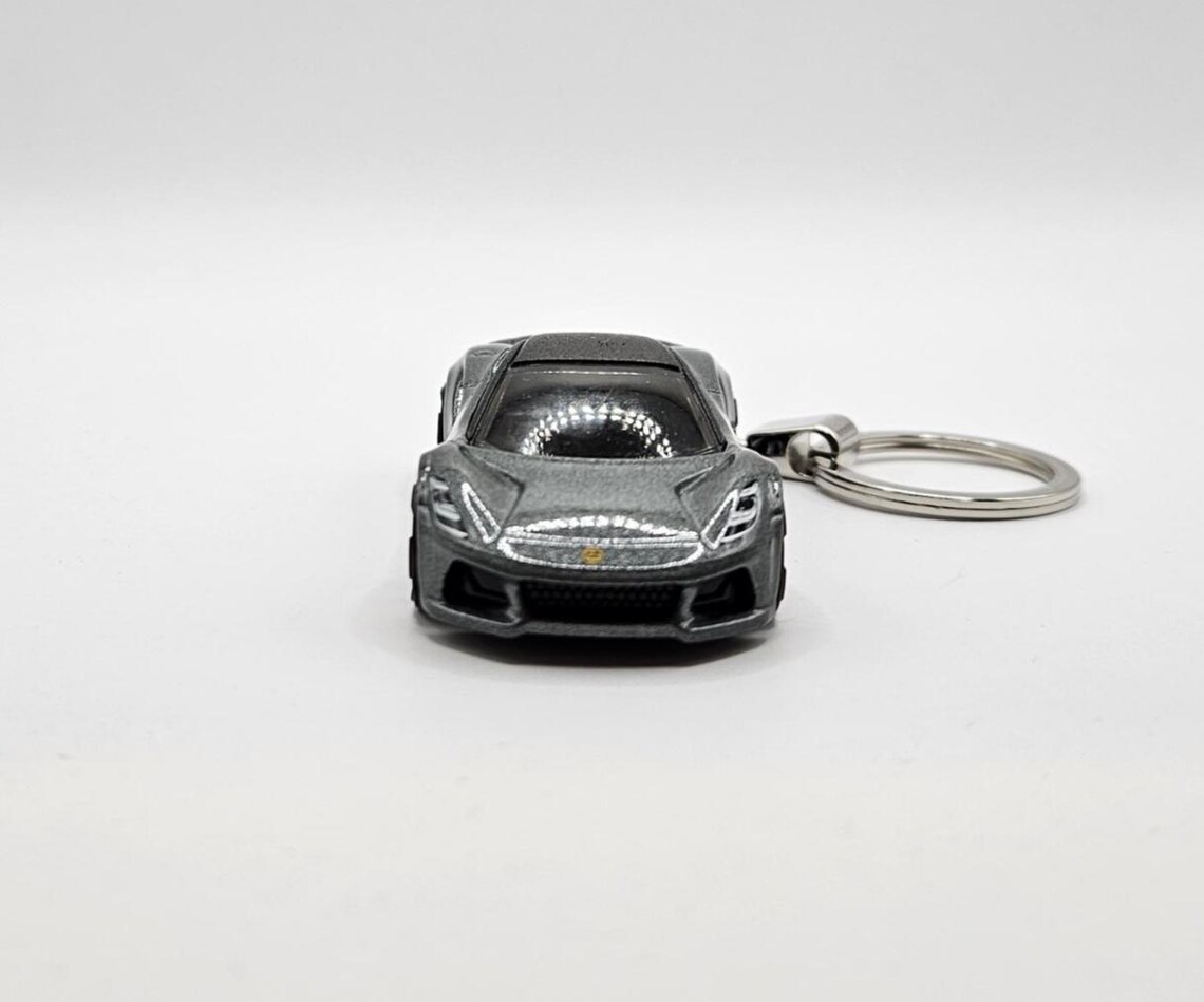 Lotus Emira Keychain (free Gift Box) - Etsy