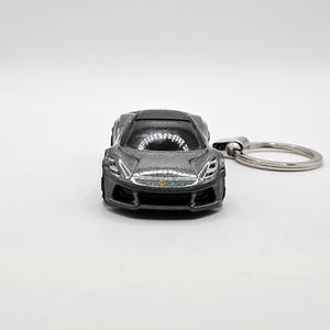 Lotus Emira Keychain (free Gift Box) - Etsy