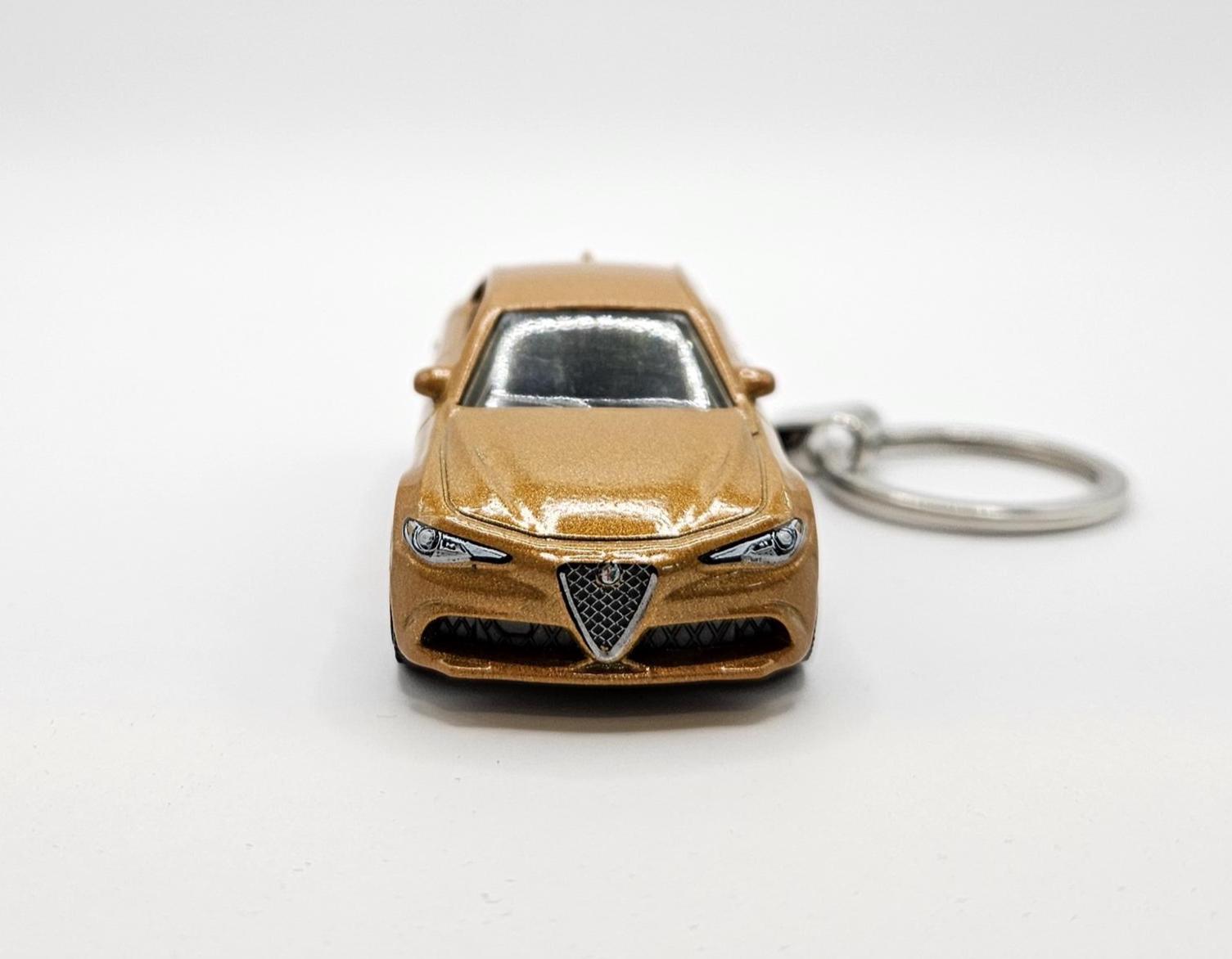 Alfa Romeo Giulia Keychain (free Gift Box) - Etsy
