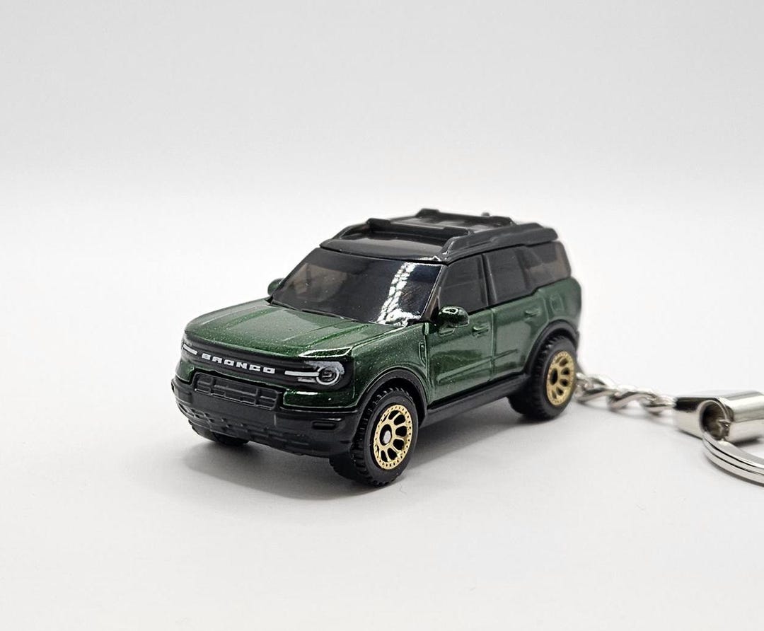 Ford Bronco Sport Keychain (free Gift Box) - Etsy