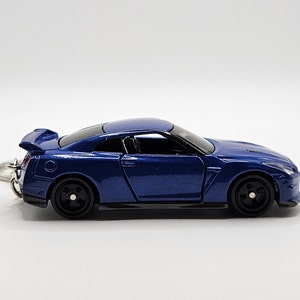 Nissan Skyline R35 GTR Keychain (free Gift Box) - Etsy