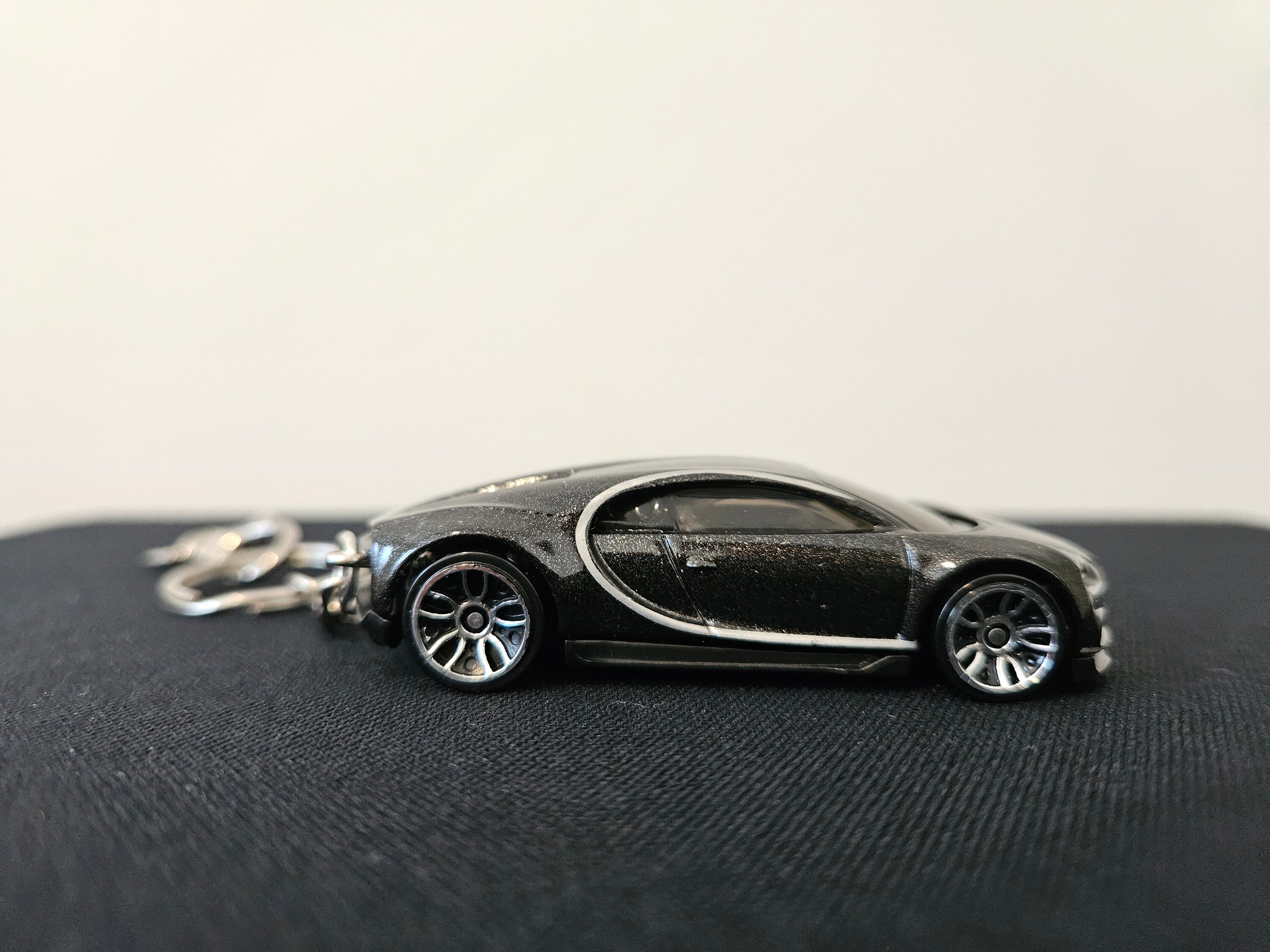 Bugatti Chiron Keychain free Gift Box - Etsy